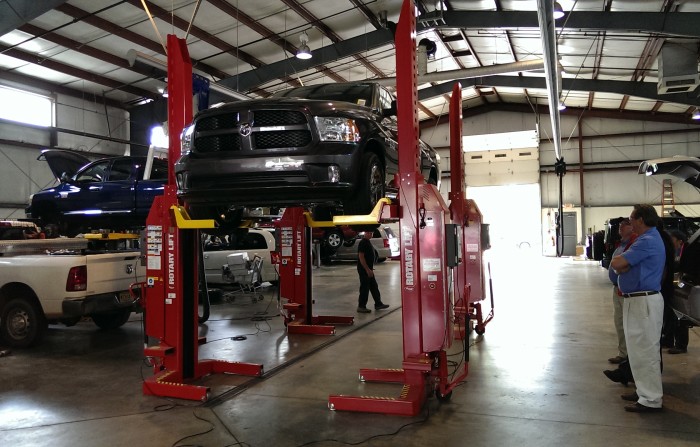 Rotary Lift MACH 13 Mobile Column - First Choise Automotive Equipment