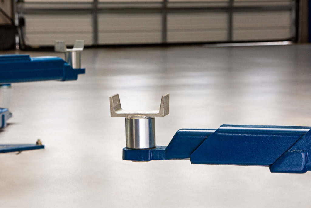 Nussbaum 2-Post Lift SPL10 - First Choice Automotive Equipment